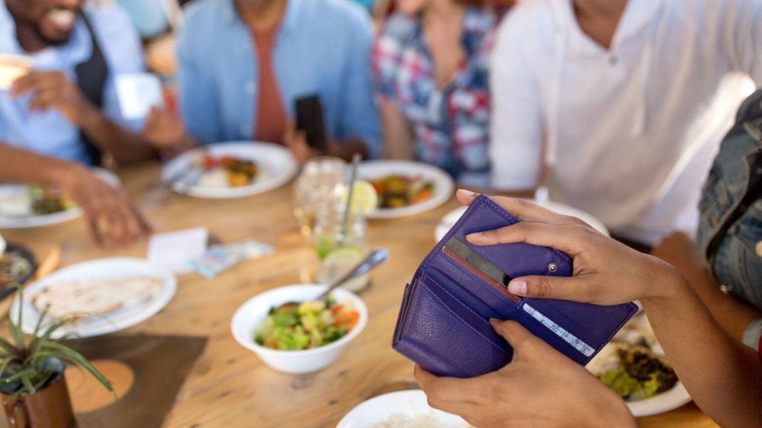 Restaurant Revenue Streams: Maximize Profits with Large Party Reservations